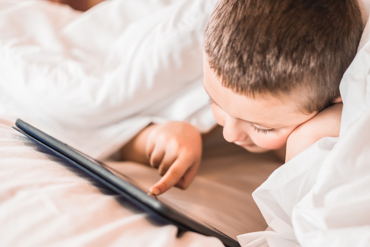 How Families Influence a Child’s Risk of Internet Abuse | Institute for ...